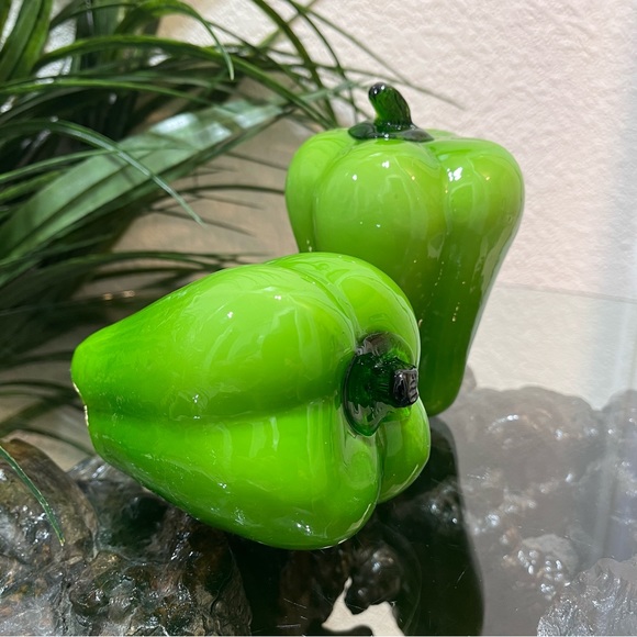 Accents | Vintage Hand Blown Green Glass Bell Pepper Figurines Set Of ...